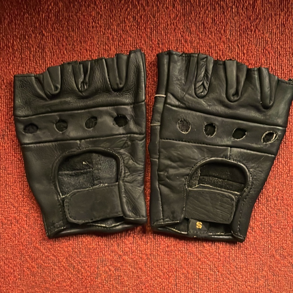Motorcycle Riding Gloves - Gem